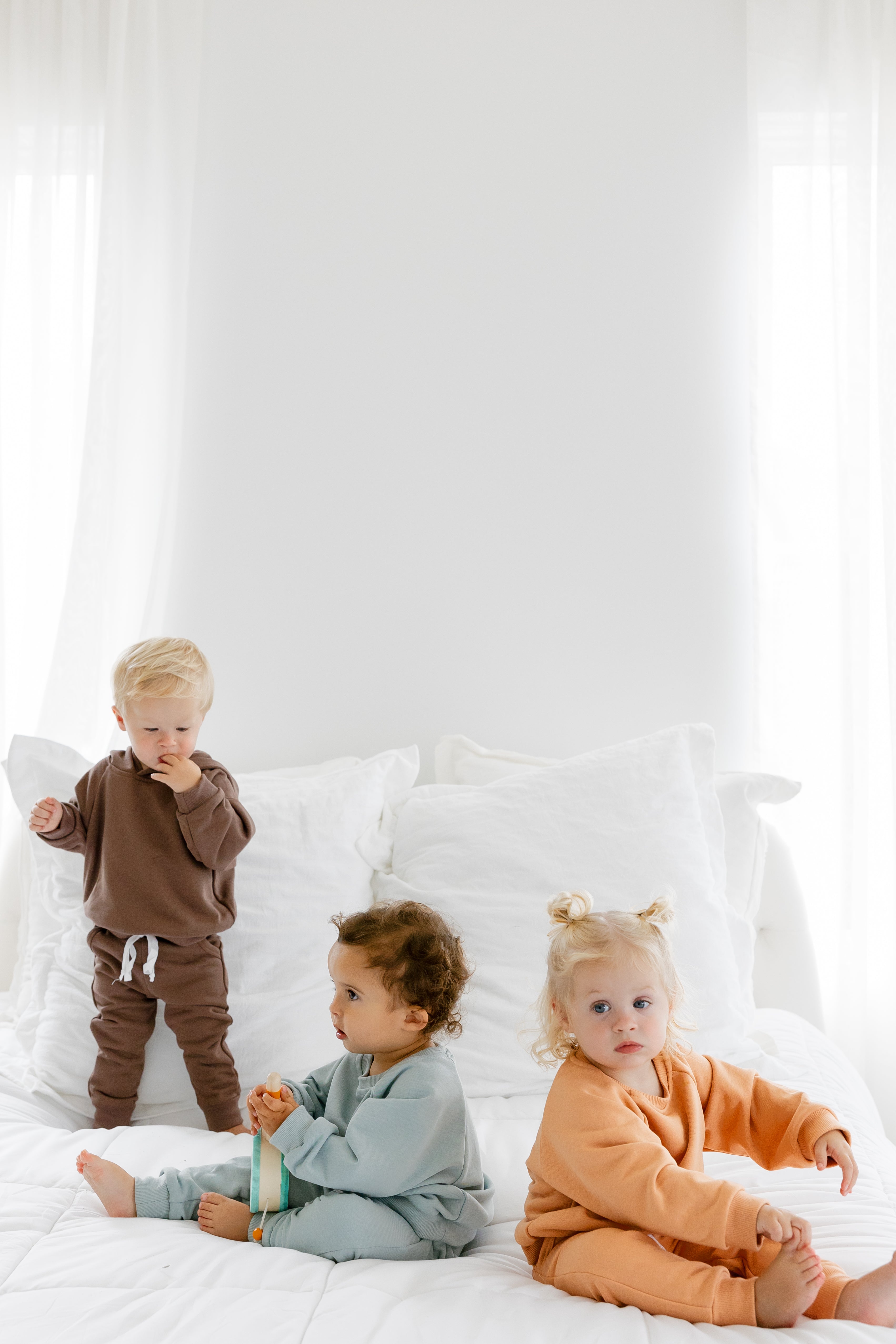 Decker Crew Set in Brown – Consciously Baby